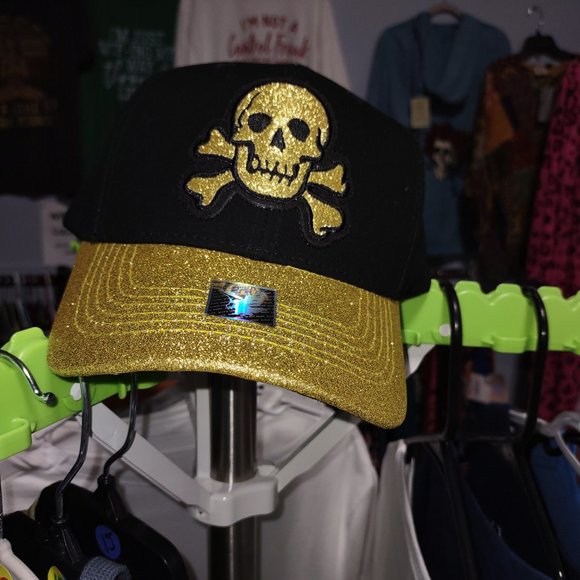 Accessories | Black And Gold Baseball Hat With Gold Skull And ...